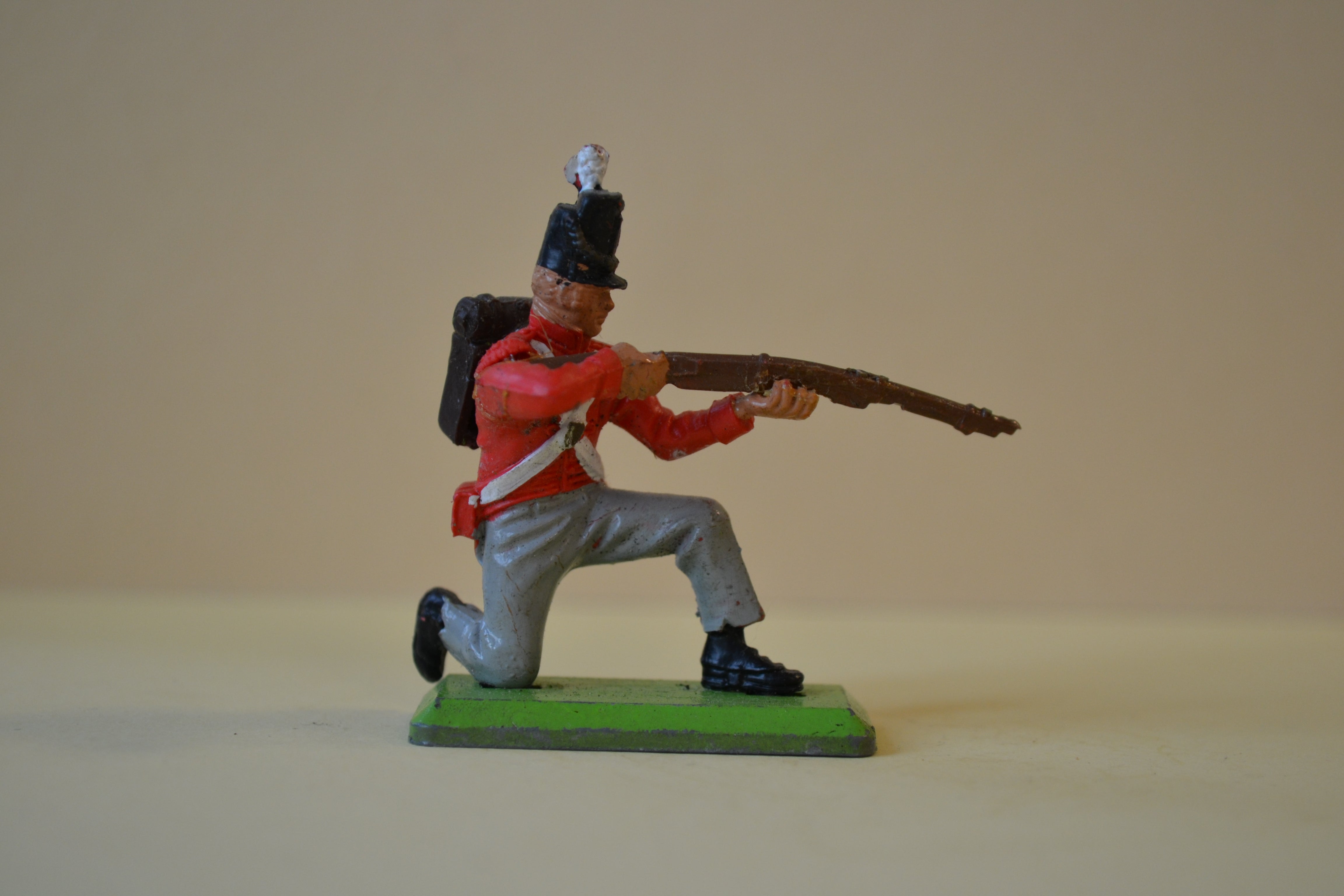 Britains Deetail Napoleonic Waterloo British Infantry – Minitroops