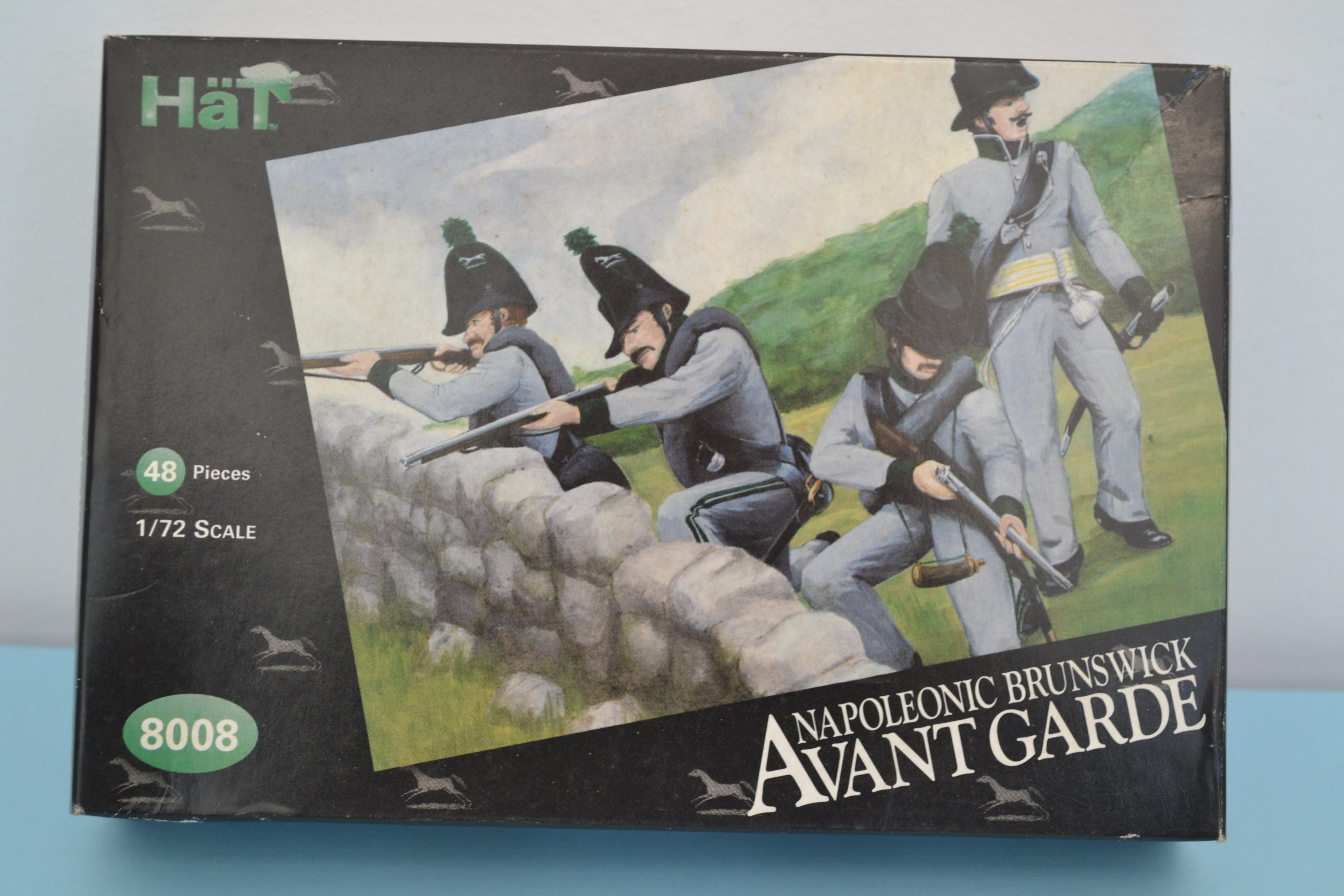 HaT 1/72 Napoleonic Brunswick Avant Garde boxed on sprue – Minitroops