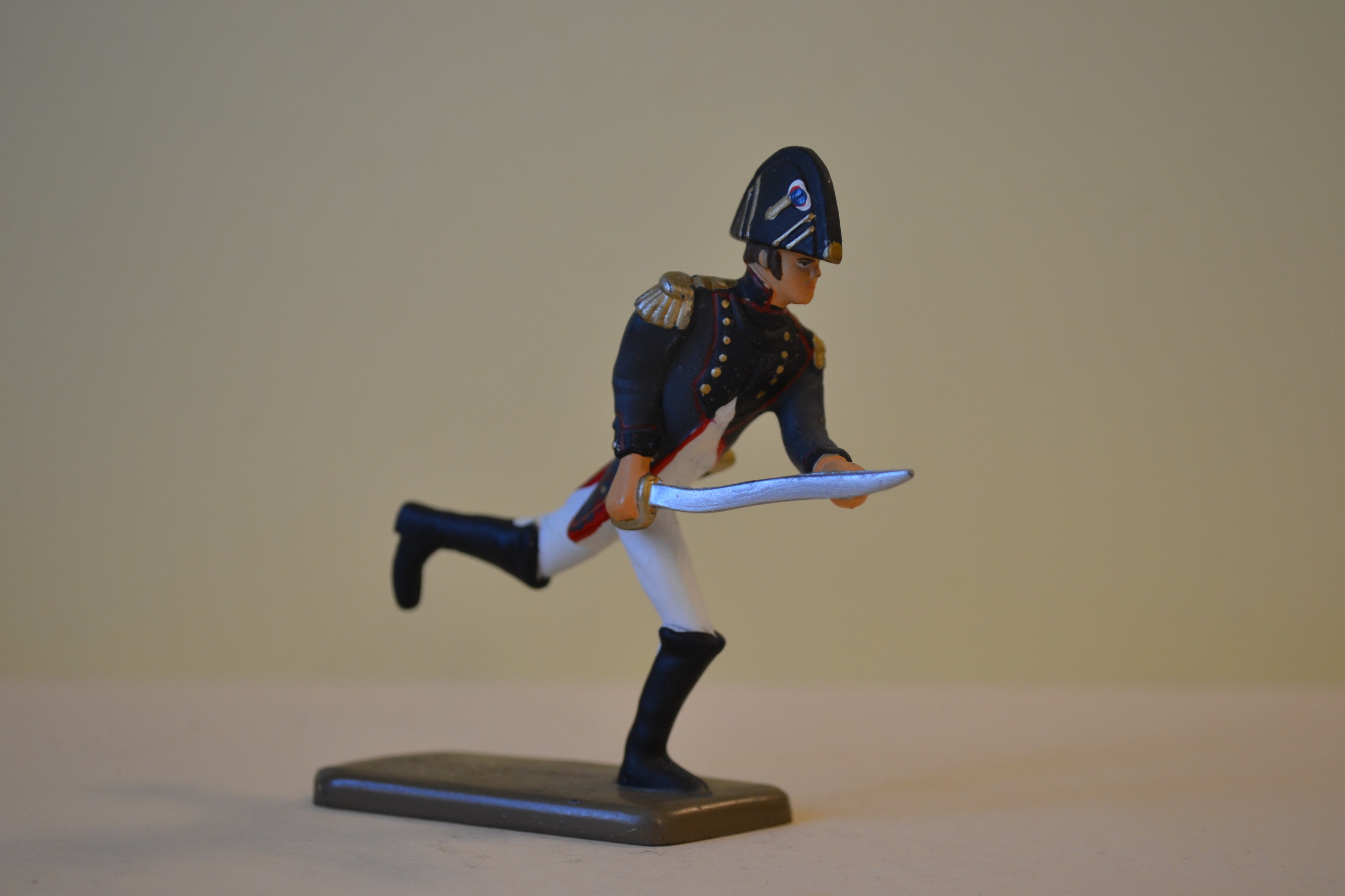 Starlux Napoleonic Engineers Officer – Minitroops