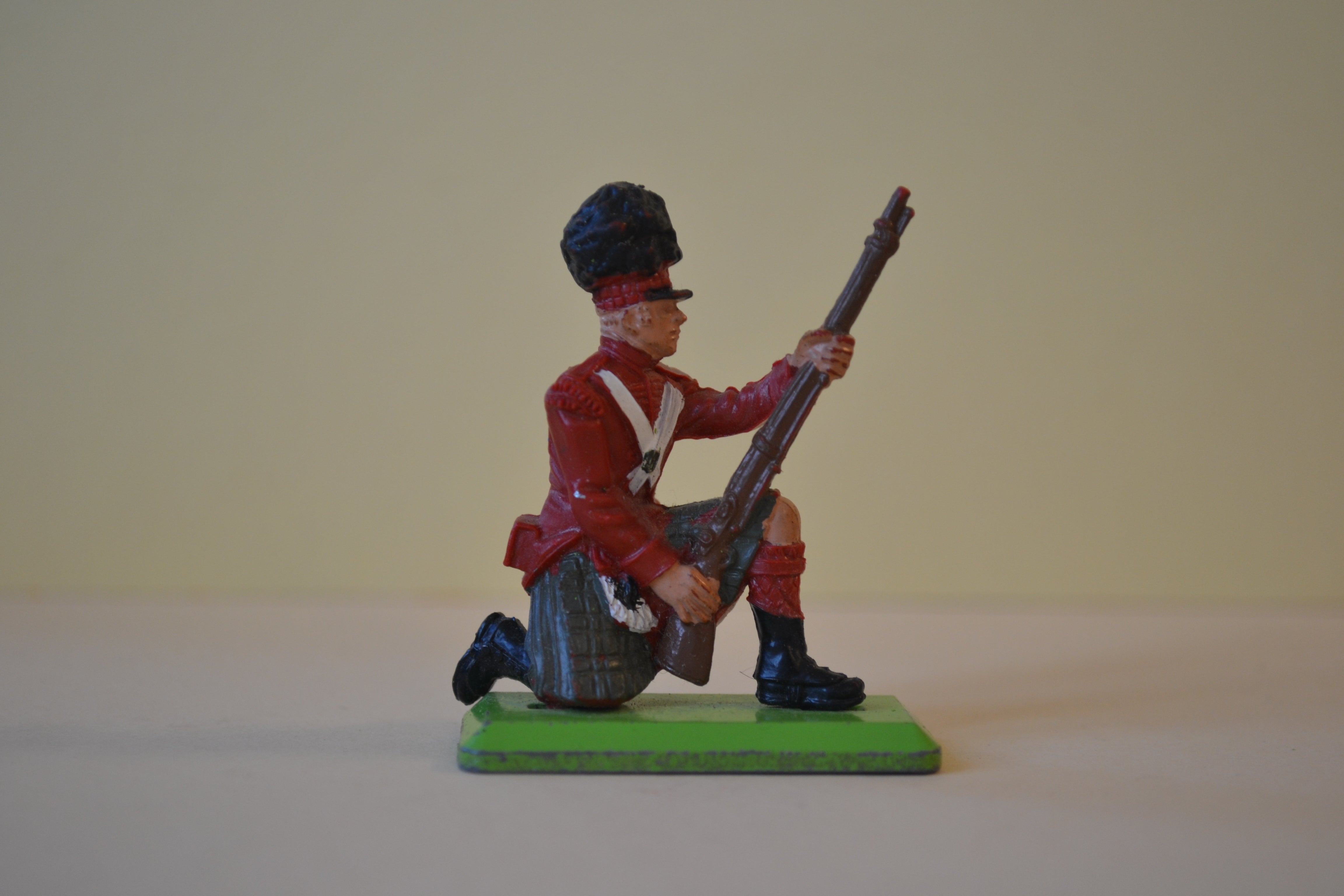 Britains Deetail Napoleonic Waterloo British Highland Infantry – Minitroops
