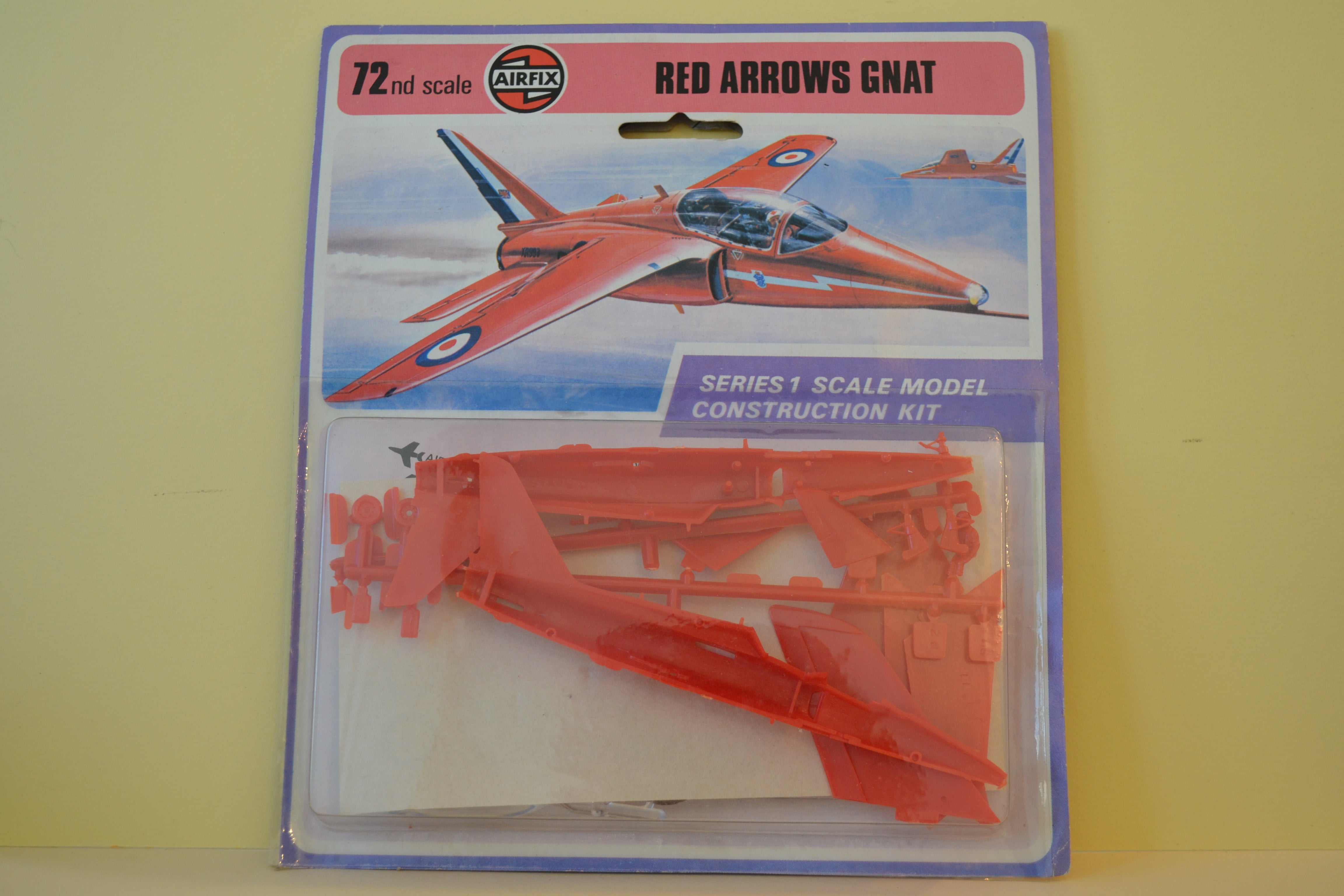 Airfix Red Arrows Gnat model Kit 1/72 – Minitroops