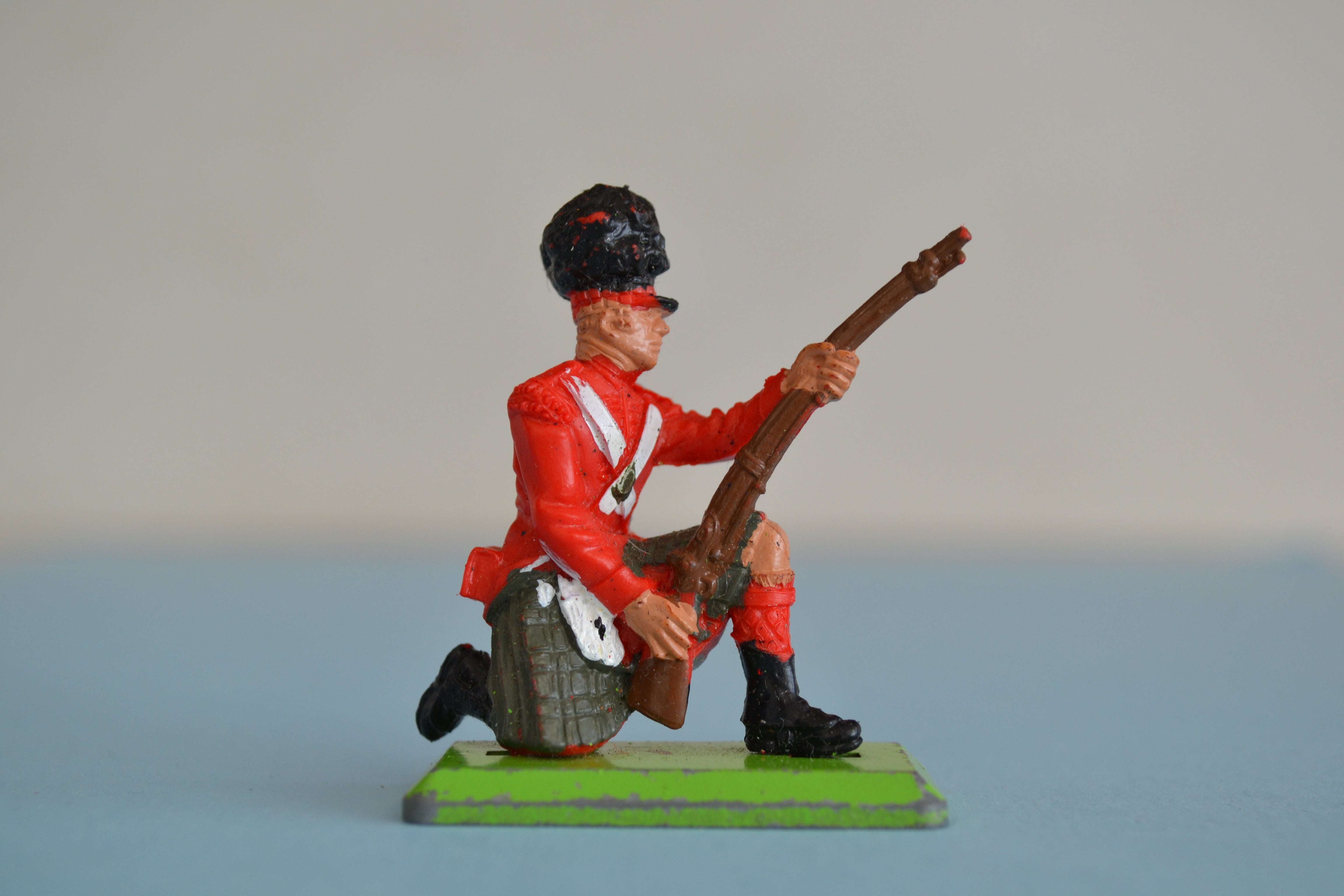Britains Deetail Napoleonic Waterloo British Highland Infantry – Minitroops